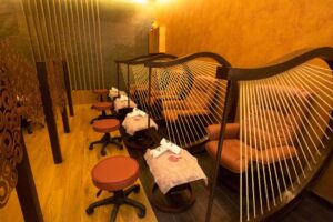 The Complete Delhi Airport T3 Guide: Food, Lounges, Metro & 46 ...